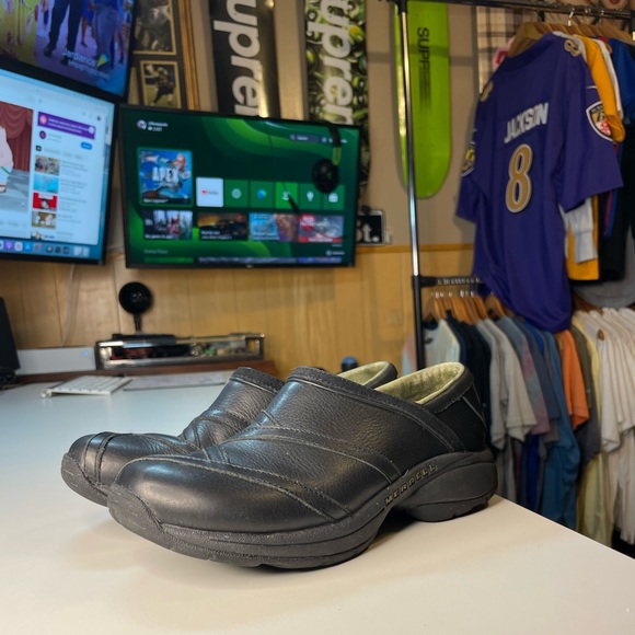 Merrell | Shoes | Merrell Primo Patch Slipon Black Leather Womens 8 ...